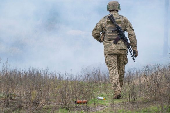 Стаття 26: звільнення з військової служби в Україні